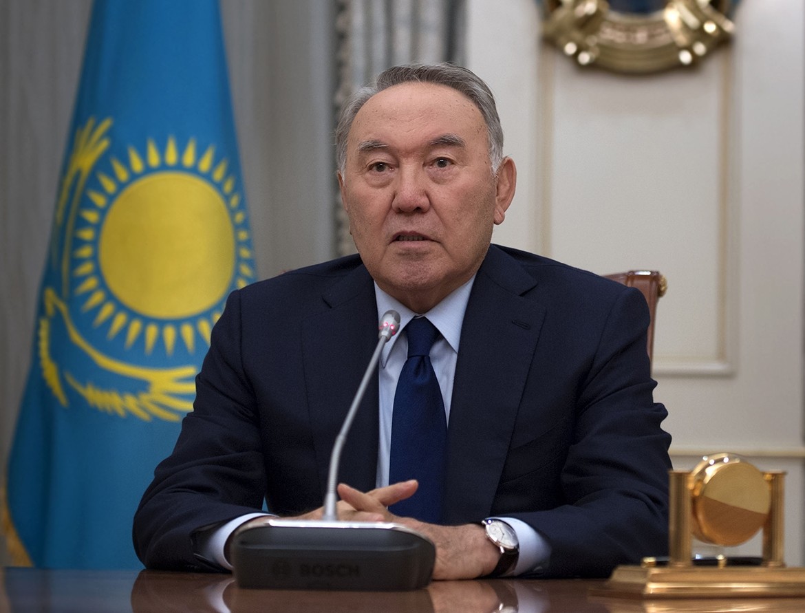 Нурсултан Назарбаев заявил что уходит с поста Президента Республики